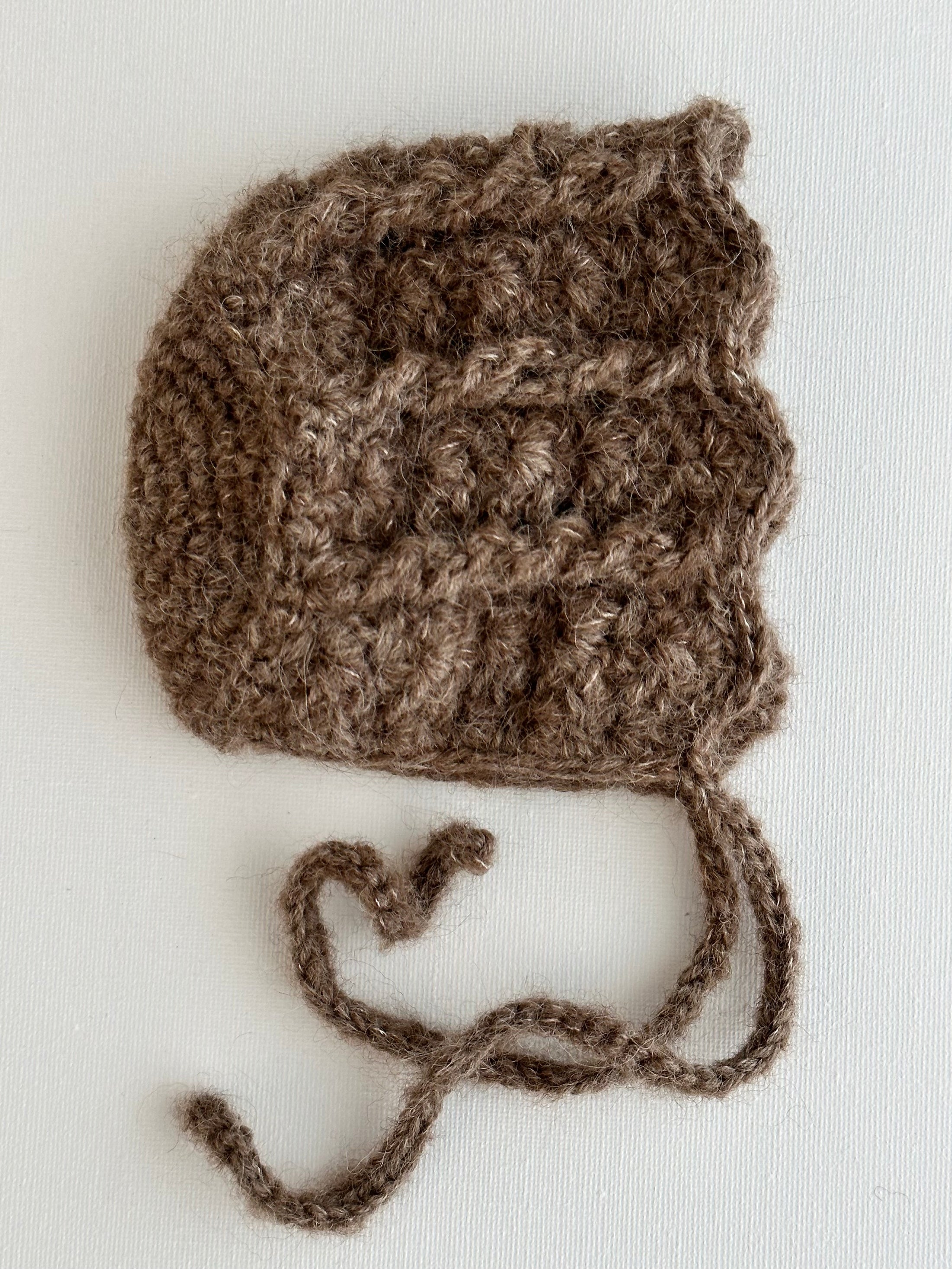 Doll bonnet – Tender Melodies